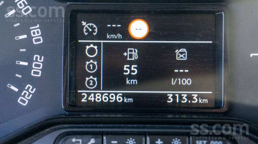Pelēks Citroen Berlingo 2019 Rīga, ar dzinēja tilpumu 1.50 L un nobraukumu 248 tūkst. km par 6790 €, foto 13 vietnē AUTOMOTO.COM.LV