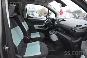 Pelēks Citroen Berlingo 2019 Kuldīga, ar dzinēja tilpumu 1.50 L un nobraukumu 0 tūkst. km par 9990 €, foto 6 vietnē AUTOMOTO.COM.LV