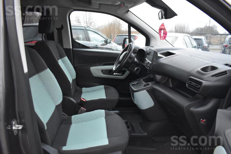 Pelēks Citroen Berlingo 2019 Kuldīga, ar dzinēja tilpumu 1.50 L un nobraukumu 0 tūkst. km par 9990 €, foto 6 vietnē AUTOMOTO.COM.LV