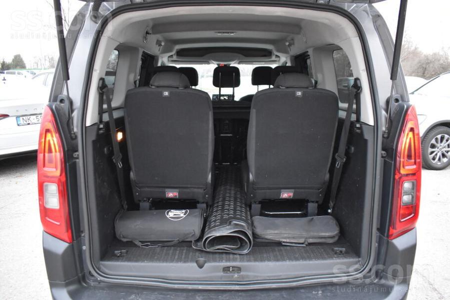 Pelēks Citroen Berlingo 2019 Kuldīga, ar dzinēja tilpumu 1.50 L un nobraukumu 0 tūkst. km par 9990 €, foto 7 vietnē AUTOMOTO.COM.LV