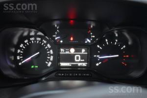 Pelēks Citroen Berlingo 2019 Kuldīga, ar dzinēja tilpumu 1.50 L un nobraukumu 0 tūkst. km par 9990 €, foto 11 vietnē AUTOMOTO.COM.LV
