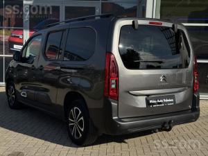 Grey Citroen Berlingo 2019 in Valmiera, with an engine capacity of 1.50 L and mileage of 43 thousand km for 13900 €, photo 5 on AUTOMOTO.COM.LV