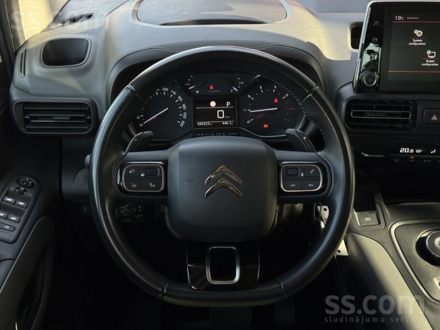 Grey Citroen Berlingo 2019 in Valmiera, with an engine capacity of 1.50 L and mileage of 43 thousand km for 13900 €, photo 10 on AUTOMOTO.COM.LV