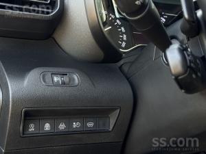 Grey Citroen Berlingo 2019 in Valmiera, with an engine capacity of 1.50 L and mileage of 43 thousand km for 13900 €, photo 19 on AUTOMOTO.COM.LV