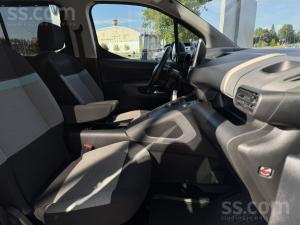 Grey Citroen Berlingo 2019 in Valmiera, with an engine capacity of 1.50 L and mileage of 43 thousand km for 13900 €, photo 24 on AUTOMOTO.COM.LV