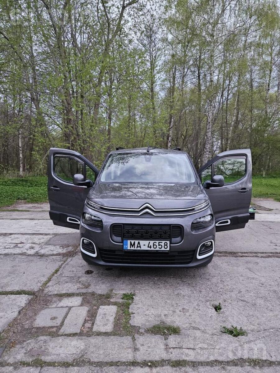 Pelēks Citroen Berlingo 2019 Rīga, ar dzinēja tilpumu 1.50 L un nobraukumu 169 tūkst. km par 12000 €, foto 5 vietnē AUTOMOTO.COM.LV