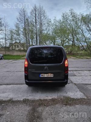 Pelēks Citroen Berlingo 2019 Rīga, ar dzinēja tilpumu 1.50 L un nobraukumu 169 tūkst. km par 12000 €, foto 15 vietnē AUTOMOTO.COM.LV