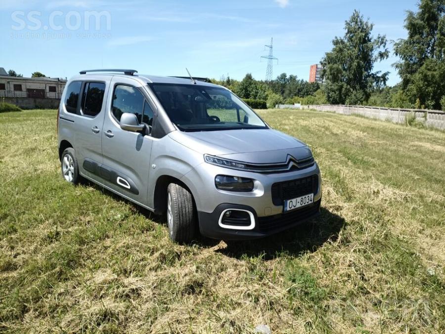 Серый Ситроен Берлинго 2019 в Рига, объемом двигателя 1.50 л и пробегом 284 тыс. км за 10100 €, фото 8 на AUTOMOTO.COM.LV
