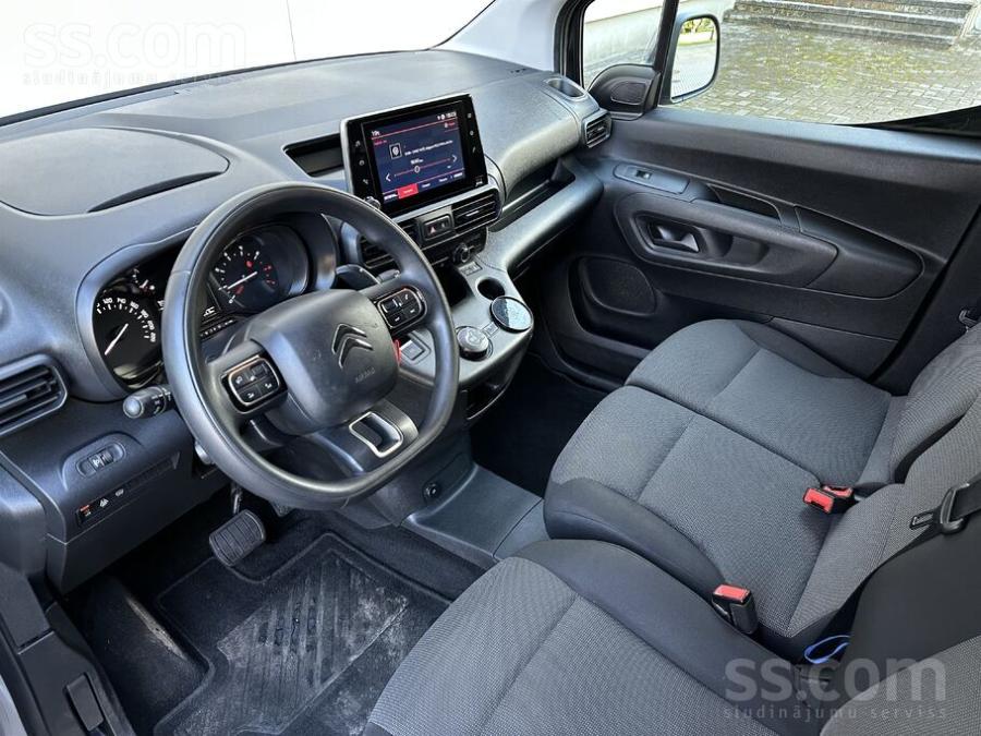 Pelēks Citroen Berlingo 2019 Jelgava, ar dzinēja tilpumu 1.50 L un nobraukumu 307 tūkst. km par 8950 €, foto 11 vietnē AUTOMOTO.COM.LV