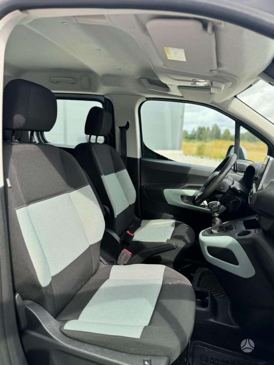 Grey Citroen Berlingo 2019 in Siauliai, with an engine capacity of 1.20 L and mileage of 83 thousand km for 10950 €, photo 13 on AUTOMOTO.COM.LV