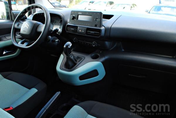 Grey Citroen Berlingo 2019 in Tukums, with an engine capacity of 1.50 L and mileage of 195 thousand km for 8700 €, photo 8 on AUTOMOTO.COM.LV