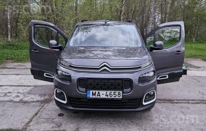 Серый Ситроен Берлинго 2019 в Лиепая, объемом двигателя 1.50 л и пробегом 177 тыс. км за 12850 €, фото 9 на AUTOMOTO.COM.LV