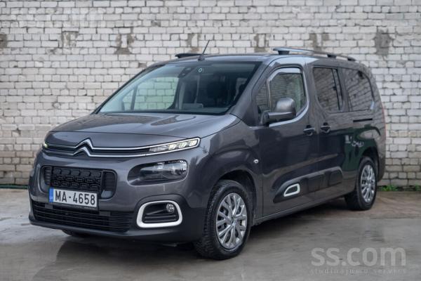 Grey Citroen Berlingo 2019 in Liepaja, with an engine capacity of 1.50 L and mileage of 177 thousand km for 12850 €, photo 1 on AUTOMOTO.COM.LV