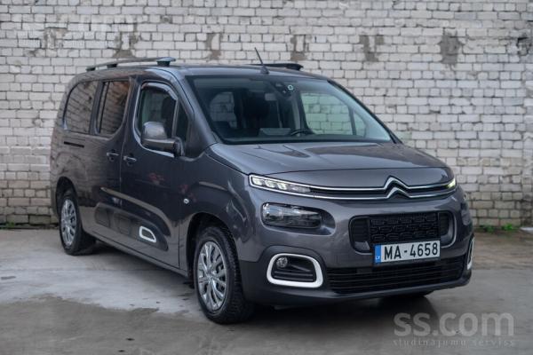 Grey Citroen Berlingo 2019 in Liepaja, with an engine capacity of 1.50 L and mileage of 177 thousand km for 12850 €, photo 7 on AUTOMOTO.COM.LV