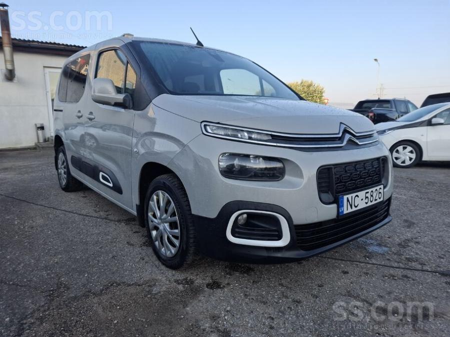 Grey Citroen Berlingo 2019 in Talsi, with an engine capacity of 1.50 L and mileage of 299 thousand km for 6900 €, photo 3 on AUTOMOTO.COM.LV