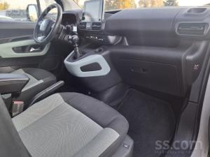 Grey Citroen Berlingo 2019 in Talsi, with an engine capacity of 1.50 L and mileage of 299 thousand km for 6900 €, photo 13 on AUTOMOTO.COM.LV
