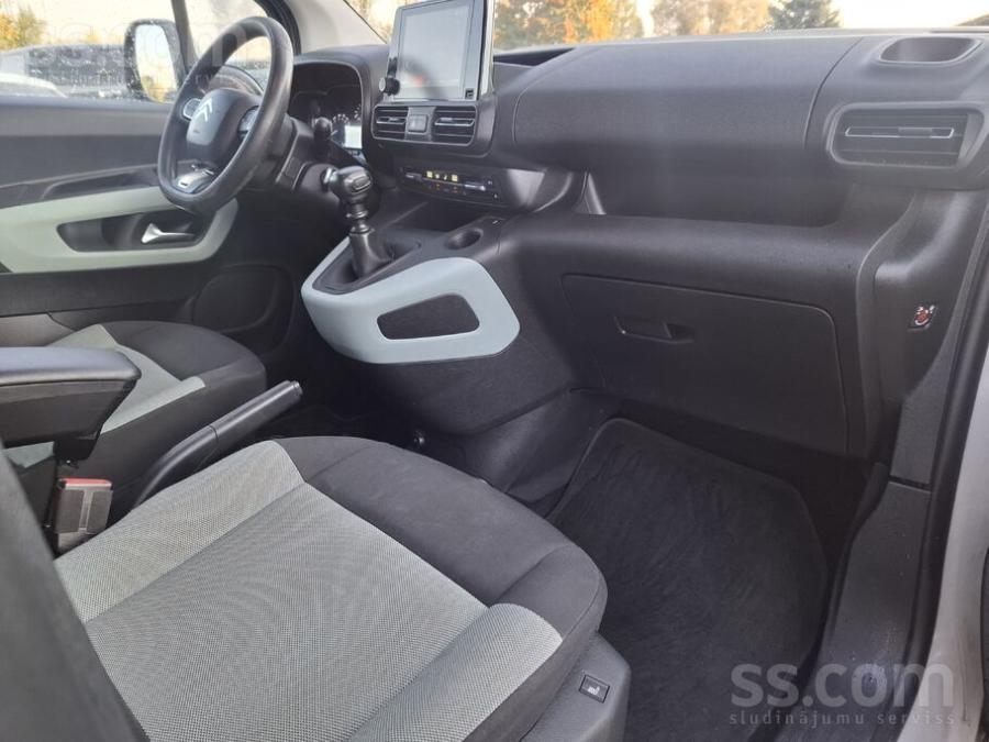 Grey Citroen Berlingo 2019 in Talsi, with an engine capacity of 1.50 L and mileage of 299 thousand km for 6900 €, photo 13 on AUTOMOTO.COM.LV