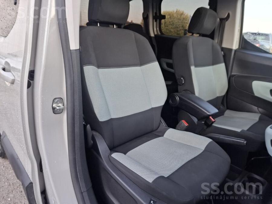 Grey Citroen Berlingo 2019 in Talsi, with an engine capacity of 1.50 L and mileage of 299 thousand km for 6900 €, photo 14 on AUTOMOTO.COM.LV