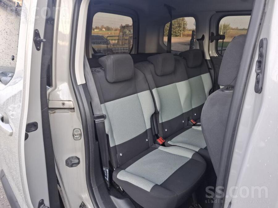 Grey Citroen Berlingo 2019 in Talsi, with an engine capacity of 1.50 L and mileage of 299 thousand km for 6900 €, photo 16 on AUTOMOTO.COM.LV