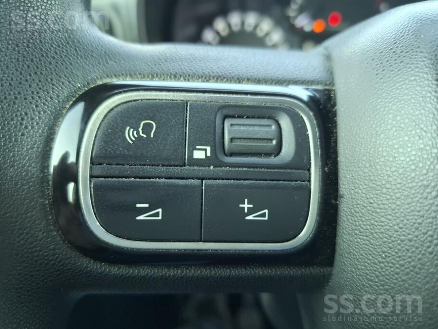 Grey Citroen Berlingo 2019 in Talsi, with an engine capacity of 1.50 L and mileage of 299 thousand km for 6900 €, photo 23 on AUTOMOTO.COM.LV