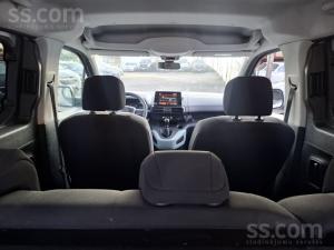 Grey Citroen Berlingo 2019 in Talsi, with an engine capacity of 1.50 L and mileage of 299 thousand km for 6900 €, photo 30 on AUTOMOTO.COM.LV