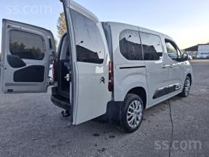 Grey Citroen Berlingo 2019 in Talsi, with an engine capacity of 1.50 L and mileage of 299 thousand km for 6900 €, photo 31 on AUTOMOTO.COM.LV