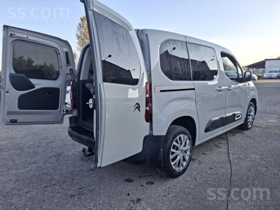 Grey Citroen Berlingo 2019 in Talsi, with an engine capacity of 1.50 L and mileage of 299 thousand km for 6900 €, photo 31 on AUTOMOTO.COM.LV