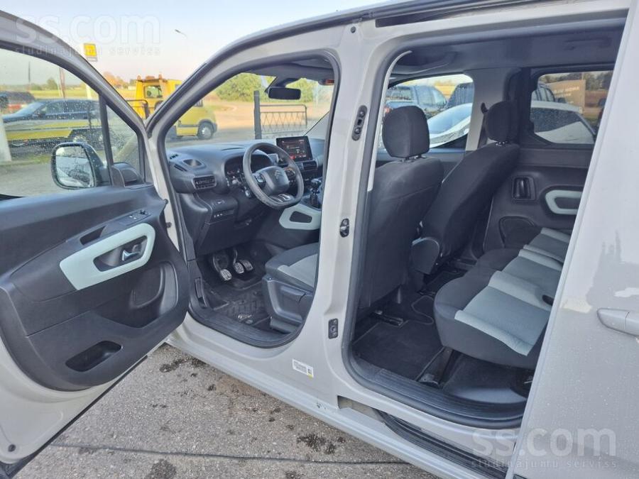 Grey Citroen Berlingo 2019 in Talsi, with an engine capacity of 1.50 L and mileage of 299 thousand km for 6900 €, photo 32 on AUTOMOTO.COM.LV