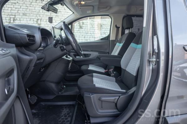 Pelēks Citroen Berlingo 2019 Liepāja, ar dzinēja tilpumu 1.50 L un nobraukumu 177 tūkst. km par 12850 €, foto 10 vietnē AUTOMOTO.COM.LV