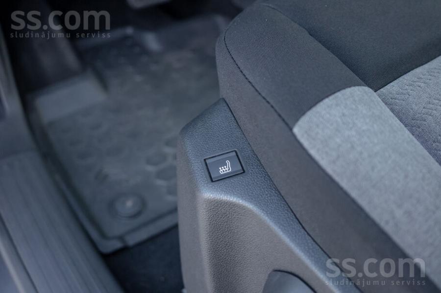 Pelēks Citroen Berlingo 2019 Liepāja, ar dzinēja tilpumu 1.50 L un nobraukumu 177 tūkst. km par 12850 €, foto 29 vietnē AUTOMOTO.COM.LV