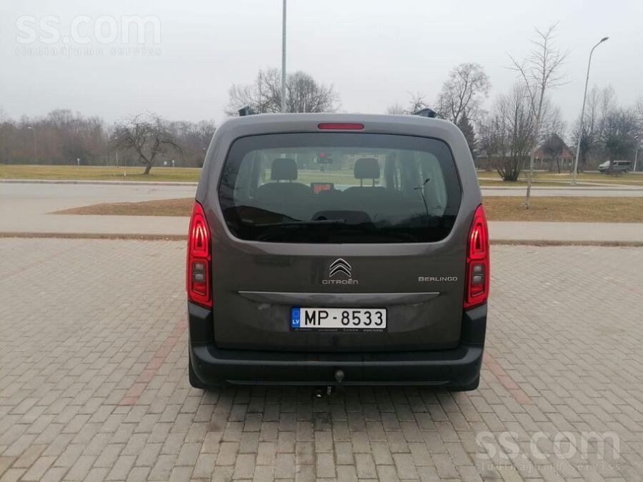 Pelēks Citroen Berlingo 2020 Rīga, ar dzinēja tilpumu 1.50 L un nobraukumu 101 tūkst. km par 2500 €, foto 5 vietnē AUTOMOTO.COM.LV