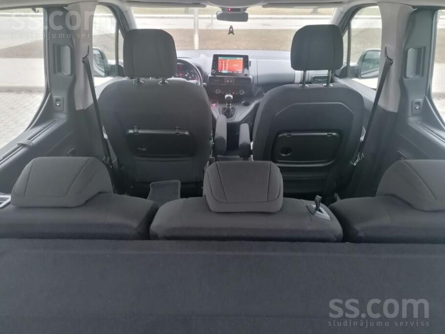 Pelēks Citroen Berlingo 2020 Rīga, ar dzinēja tilpumu 1.50 L un nobraukumu 101 tūkst. km par 2500 €, foto 14 vietnē AUTOMOTO.COM.LV