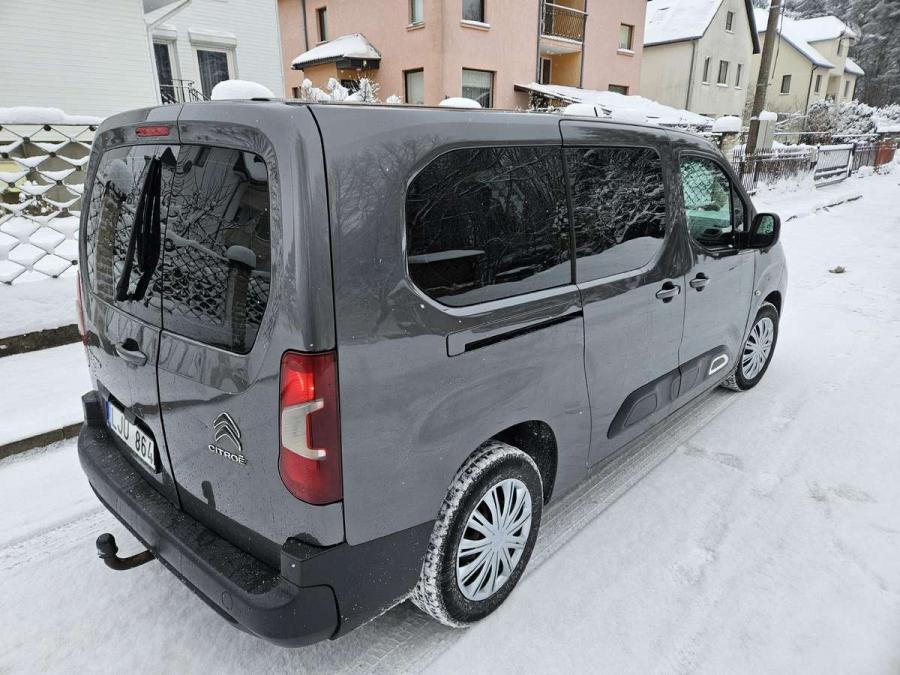 Pelēks Citroen Berlingo 2020 Viļņa, ar dzinēja tilpumu 1.50 L un nobraukumu 210 tūkst. km par 7500 €, foto 6 vietnē AUTOMOTO.COM.LV