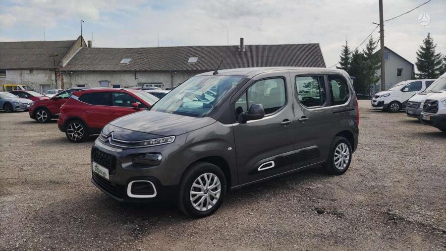 Pelēks Citroen Berlingo 2020 Klaipėda, ar dzinēja tilpumu 1.50 L un nobraukumu 250 tūkst. km par 12935 €, foto 1 vietnē AUTOMOTO.COM.LV