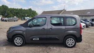 Pelēks Citroen Berlingo 2020 Klaipėda, ar dzinēja tilpumu 1.50 L un nobraukumu 250 tūkst. km par 12935 €, foto 3 vietnē AUTOMOTO.COM.LV