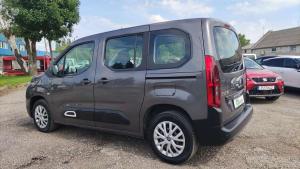 Pelēks Citroen Berlingo 2020 Klaipėda, ar dzinēja tilpumu 1.50 L un nobraukumu 250 tūkst. km par 12935 €, foto 5 vietnē AUTOMOTO.COM.LV