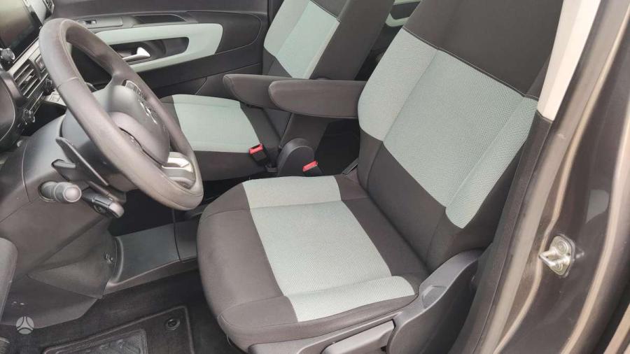 Pelēks Citroen Berlingo 2020 Klaipėda, ar dzinēja tilpumu 1.50 L un nobraukumu 250 tūkst. km par 12935 €, foto 18 vietnē AUTOMOTO.COM.LV