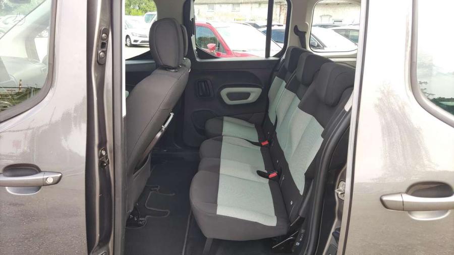 Pelēks Citroen Berlingo 2020 Klaipėda, ar dzinēja tilpumu 1.50 L un nobraukumu 250 tūkst. km par 12935 €, foto 20 vietnē AUTOMOTO.COM.LV