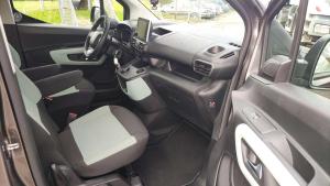 Pelēks Citroen Berlingo 2020 Klaipėda, ar dzinēja tilpumu 1.50 L un nobraukumu 250 tūkst. km par 12935 €, foto 22 vietnē AUTOMOTO.COM.LV