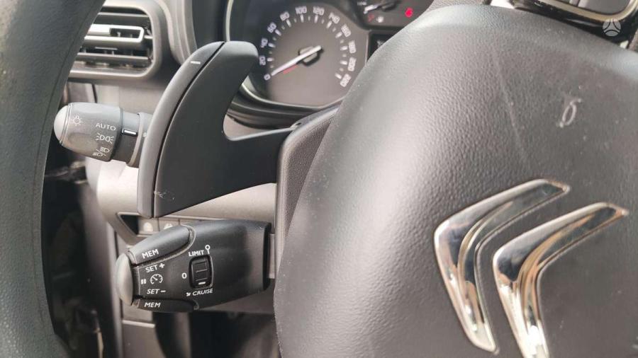 Pelēks Citroen Berlingo 2020 Klaipėda, ar dzinēja tilpumu 1.50 L un nobraukumu 250 tūkst. km par 12935 €, foto 24 vietnē AUTOMOTO.COM.LV