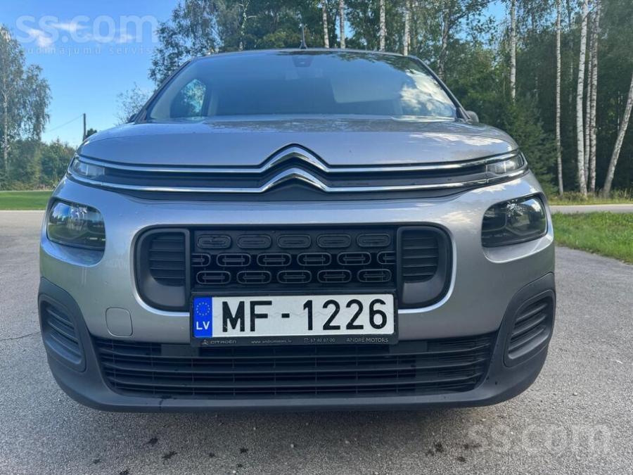 Pelēks Citroen Berlingo 2020 Rīga, ar dzinēja tilpumu 1.50 L un nobraukumu 148 tūkst. km par 7900 €, foto 3 vietnē AUTOMOTO.COM.LV