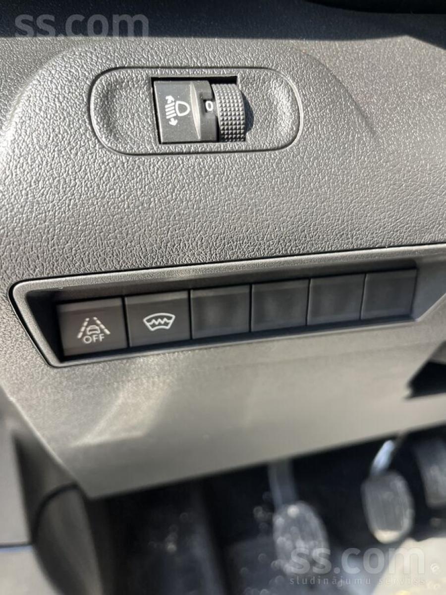 Pelēks Citroen Berlingo 2020 Rīga, ar dzinēja tilpumu 1.50 L un nobraukumu 148 tūkst. km par 7900 €, foto 13 vietnē AUTOMOTO.COM.LV