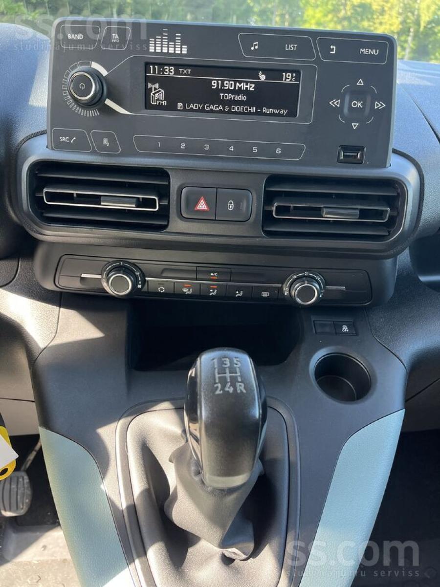 Pelēks Citroen Berlingo 2020 Rīga, ar dzinēja tilpumu 1.50 L un nobraukumu 148 tūkst. km par 7900 €, foto 14 vietnē AUTOMOTO.COM.LV