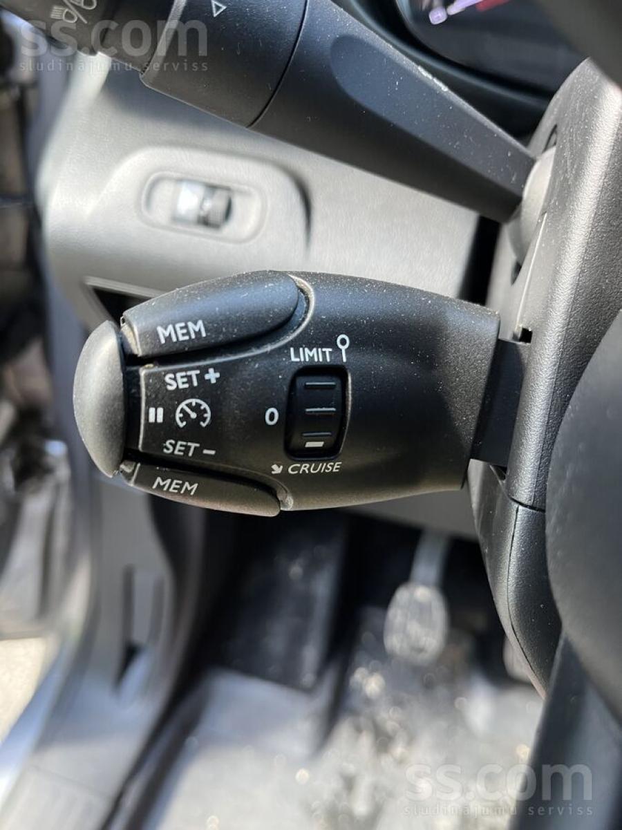 Pelēks Citroen Berlingo 2020 Rīga, ar dzinēja tilpumu 1.50 L un nobraukumu 148 tūkst. km par 7900 €, foto 15 vietnē AUTOMOTO.COM.LV