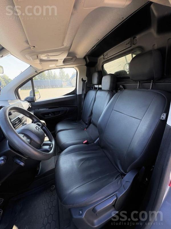 Citroen Berlingo 2020 Cēsis vietnē Pelēks Citroen Berlingo 2020 Cēsis, ar dzinēja tilpumu 1.50 L un nobraukumu 188 tūkst. km par 6800 €, foto 3 vietnē AUTOMOTO.COM.LV