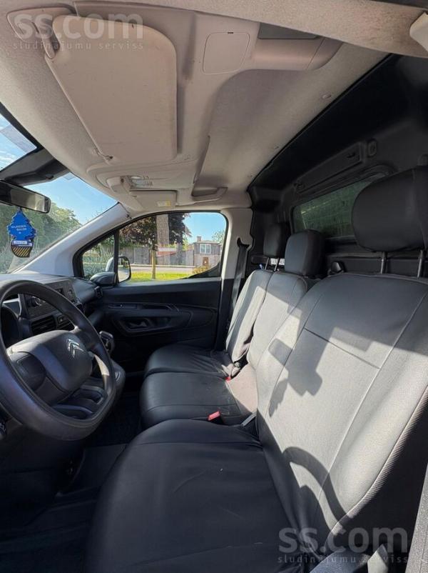 Citroen Berlingo 2020 Cēsis vietnē Pelēks Citroen Berlingo 2020 Cēsis, ar dzinēja tilpumu 1.50 L un nobraukumu 188 tūkst. km par 6800 €, foto 8 vietnē AUTOMOTO.COM.LV