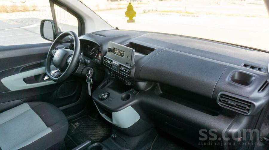 Pelēks Citroen Berlingo 2020 Rīga, ar dzinēja tilpumu 1.20 L un nobraukumu 86 tūkst. km par 10190 €, foto 11 vietnē AUTOMOTO.COM.LV