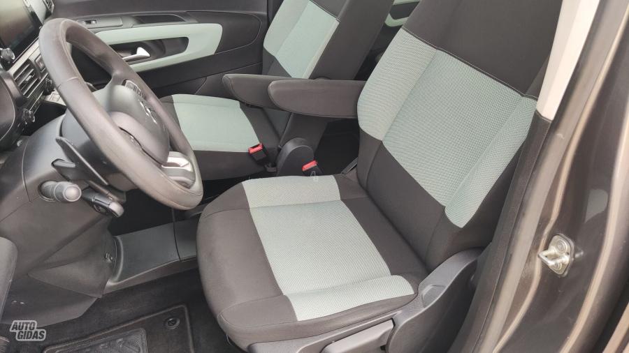 Pelēks Citroen Berlingo 2020 Klaipėda, ar dzinēja tilpumu 1.50 L un nobraukumu 250 tūkst. km par 12088 €, foto 23 vietnē AUTOMOTO.COM.LV