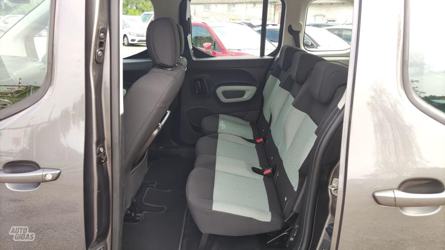 Pelēks Citroen Berlingo 2020 Klaipėda, ar dzinēja tilpumu 1.50 L un nobraukumu 250 tūkst. km par 12088 €, foto 25 vietnē AUTOMOTO.COM.LV