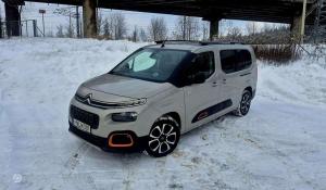 Pelēks Citroen Berlingo 2021 Viļņa, ar dzinēja tilpumu 1.20 L un nobraukumu 120 tūkst. km par 15729 €, foto 4 vietnē AUTOMOTO.COM.LV